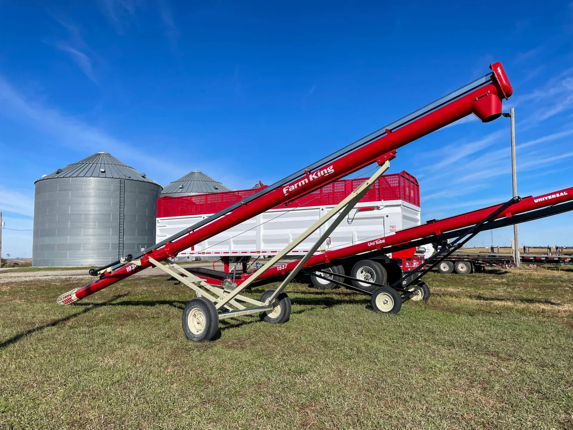 Keast Enterprises, Inc - Farm King 1036 Conventional Auger